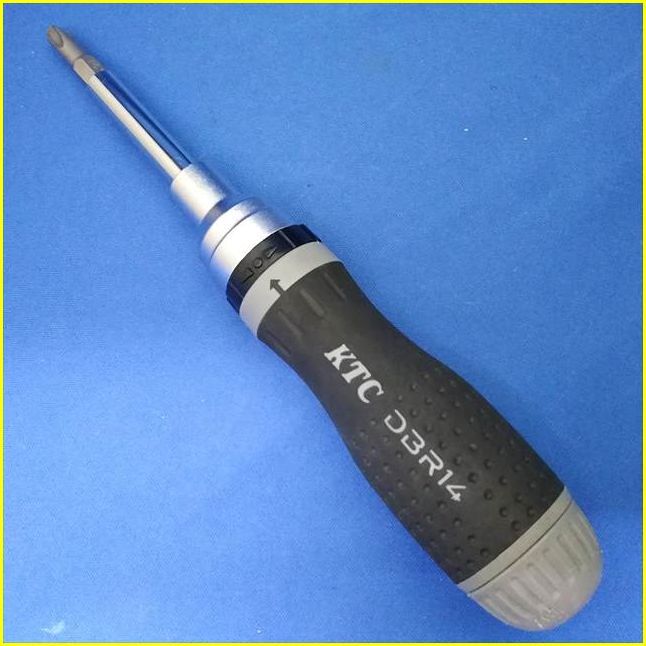 Yahoo!オークション - 【USED品/KTC ラチェットドライバ】 KTC ラチェ...