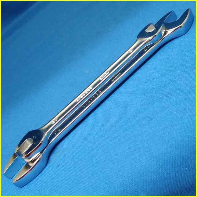 Yahoo!オークション - 【美品/KTC スパナ2点セット】 KTC S2-0810 + S2...