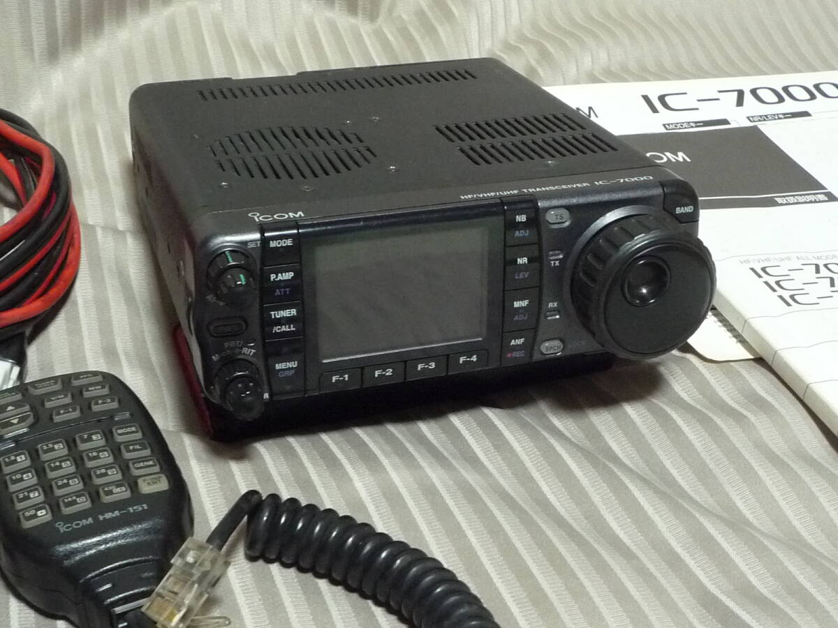 Yahoo!オークション - ICOM IC-7000M HF～430MHz オールモード 50W機 ...