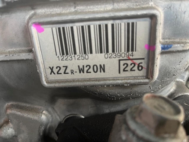 Yahoo!オークション - トヨタ プリウスアルファ ハイブリッド DAA-ZVW4...