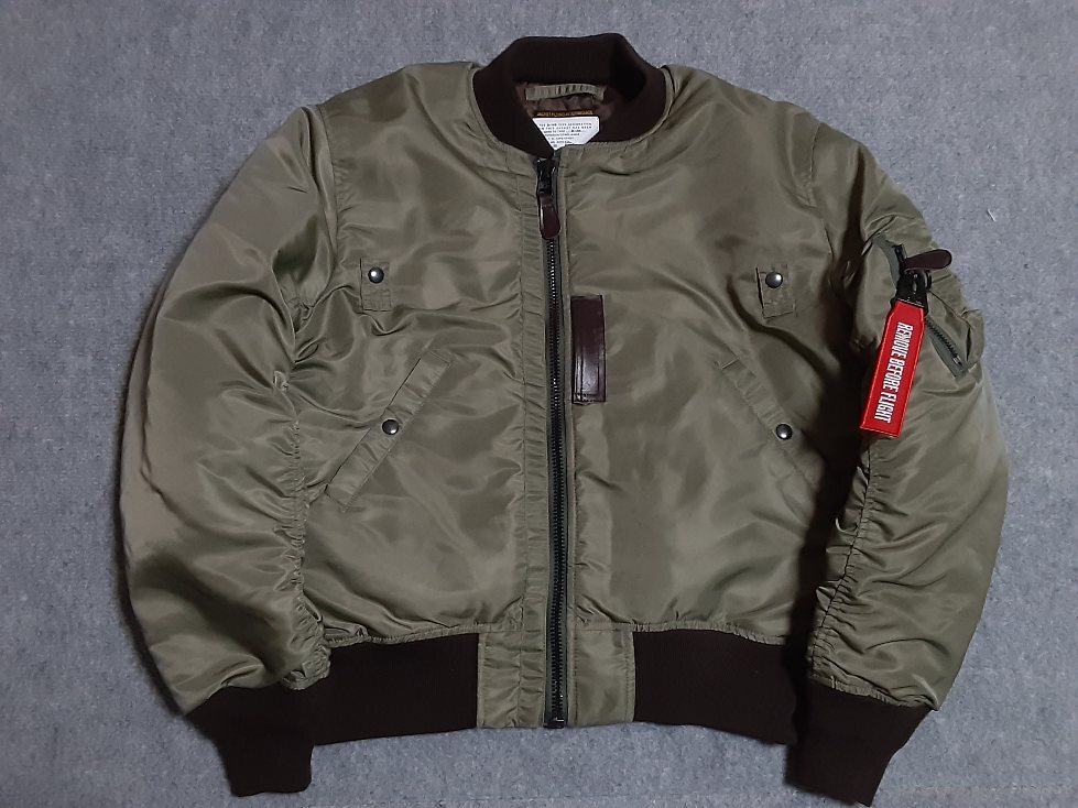 Yahoo!オークション - [F6] 未使用 肉厚 WAIPER B-15Bフライトジャケッ...