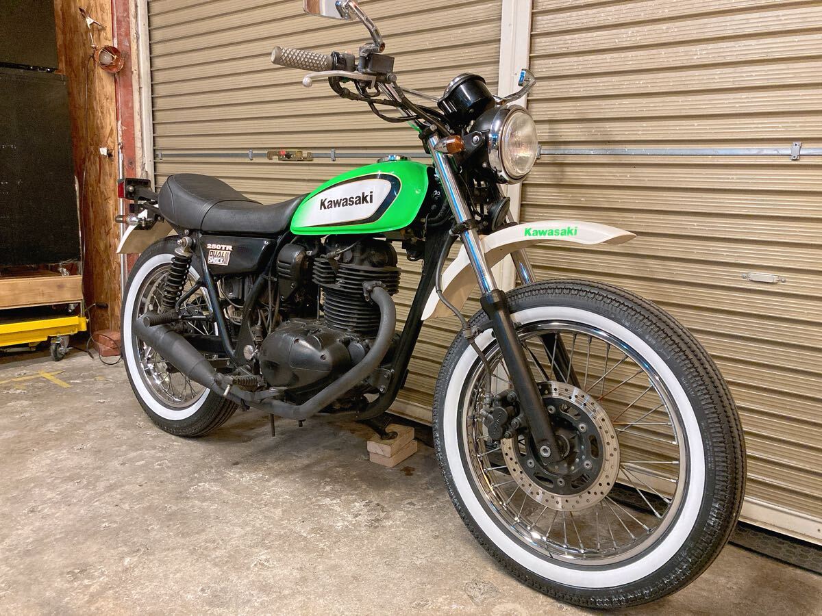 Yahoo!オークション - 即決関東配送料無料 カワサキ 250TR FIモデル b...