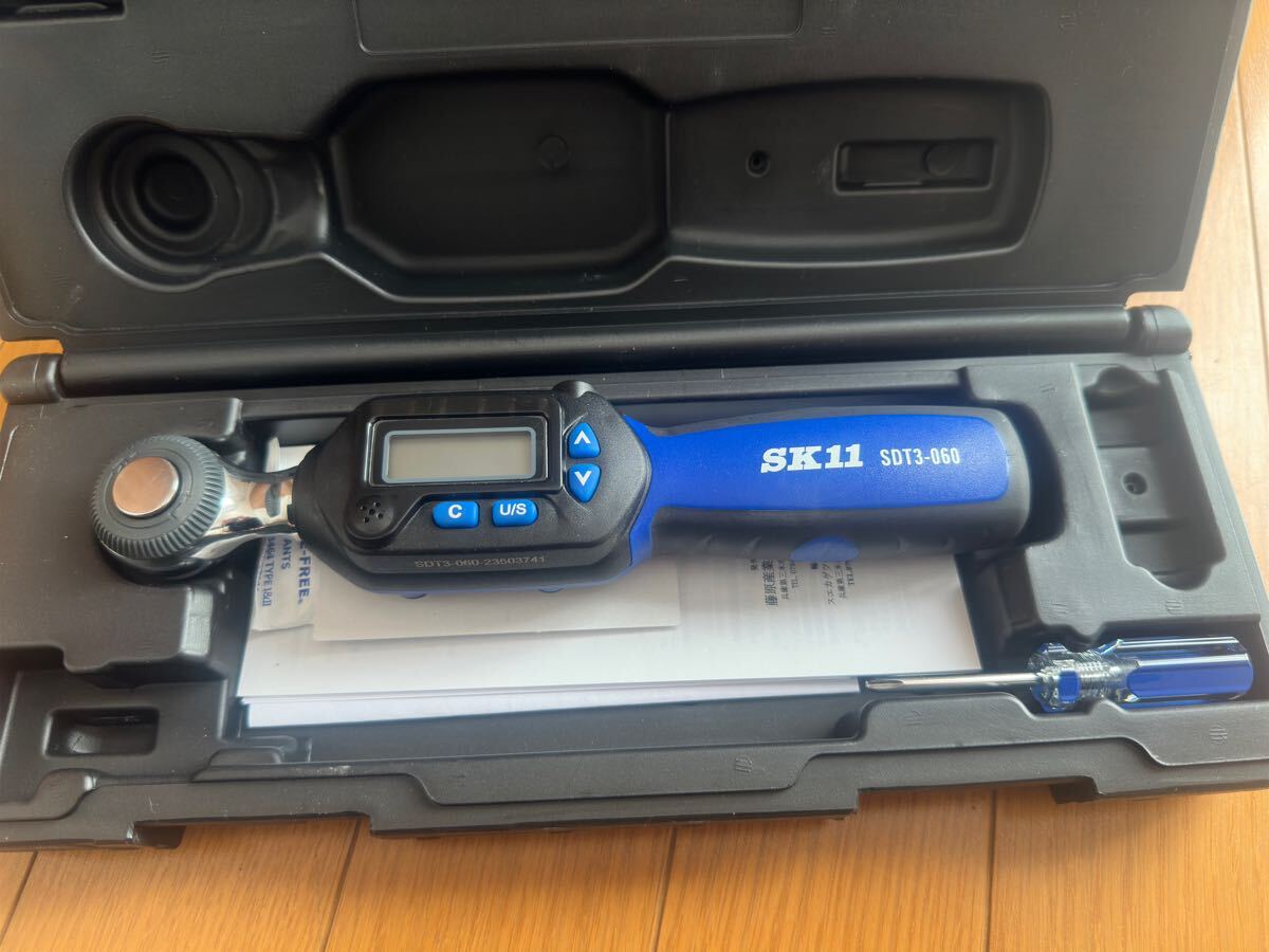 Yahoo!オークション - SK11 デジタルトルクレンチ SDT3-060 美品