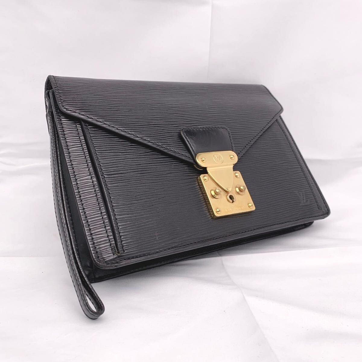 Yahoo!オークション - t811 ルイヴィトン LOUIS VUITTON エピ セリエ ...