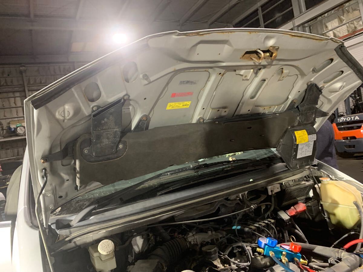 Yahoo!オークション - ボンネット デリカスペースギア PD6W A69 シルバ...