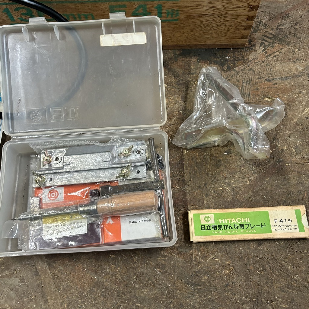 Yahoo!オークション - HITACHI 日立 136mm 電気かんな F41 未使用 長期...