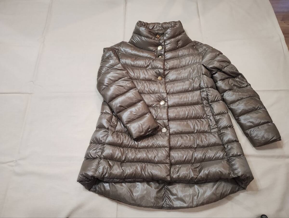 Yahoo!オークション - HERNO サイズ40 ベージュ