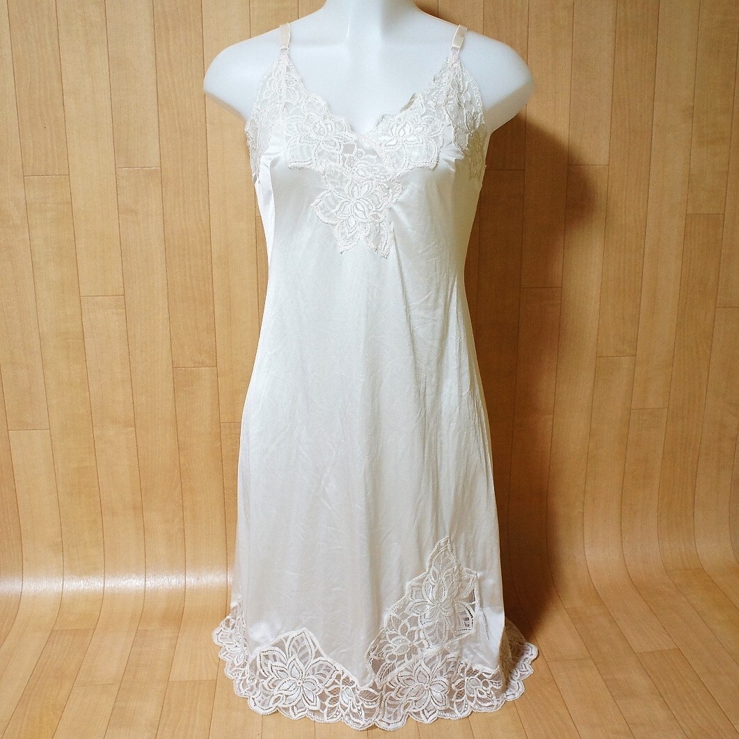 Yahoo!オークション - Z74†Wacoalワコール 素肌きらめく上品エレガン...