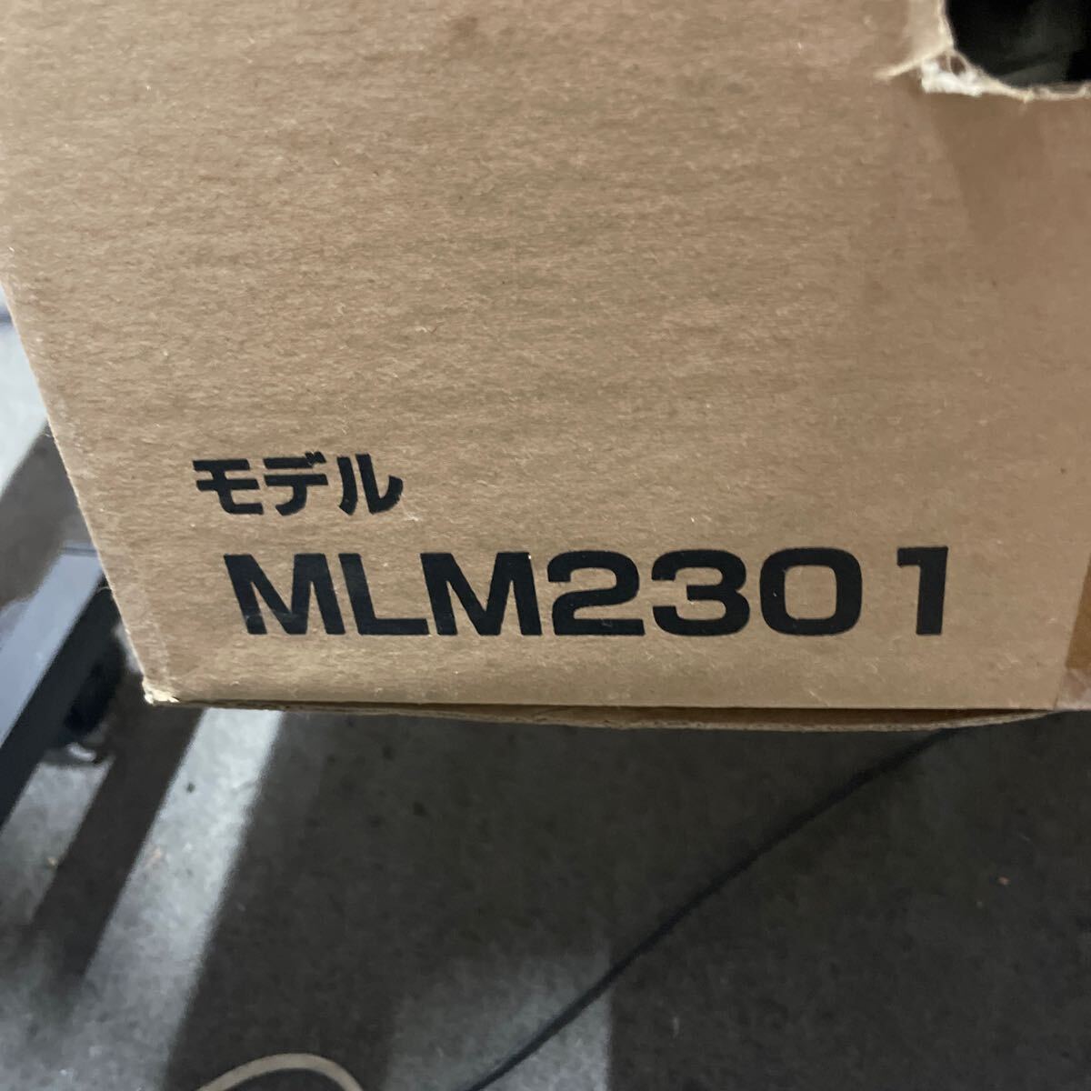 Yahoo!オークション - UTT833 マキタ MLM2301 芝刈機 230mm