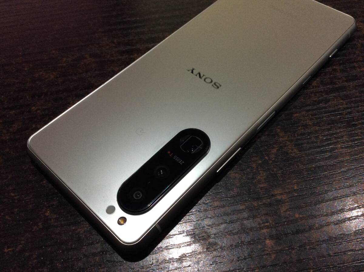 Yahoo!オークション - 【美品/動作品】SONY Xperia 5 III SO-53B SIMフ...