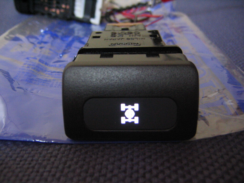 Yahoo!オークション - C34 ステージア LED仕様 シンクロモード スイッ...