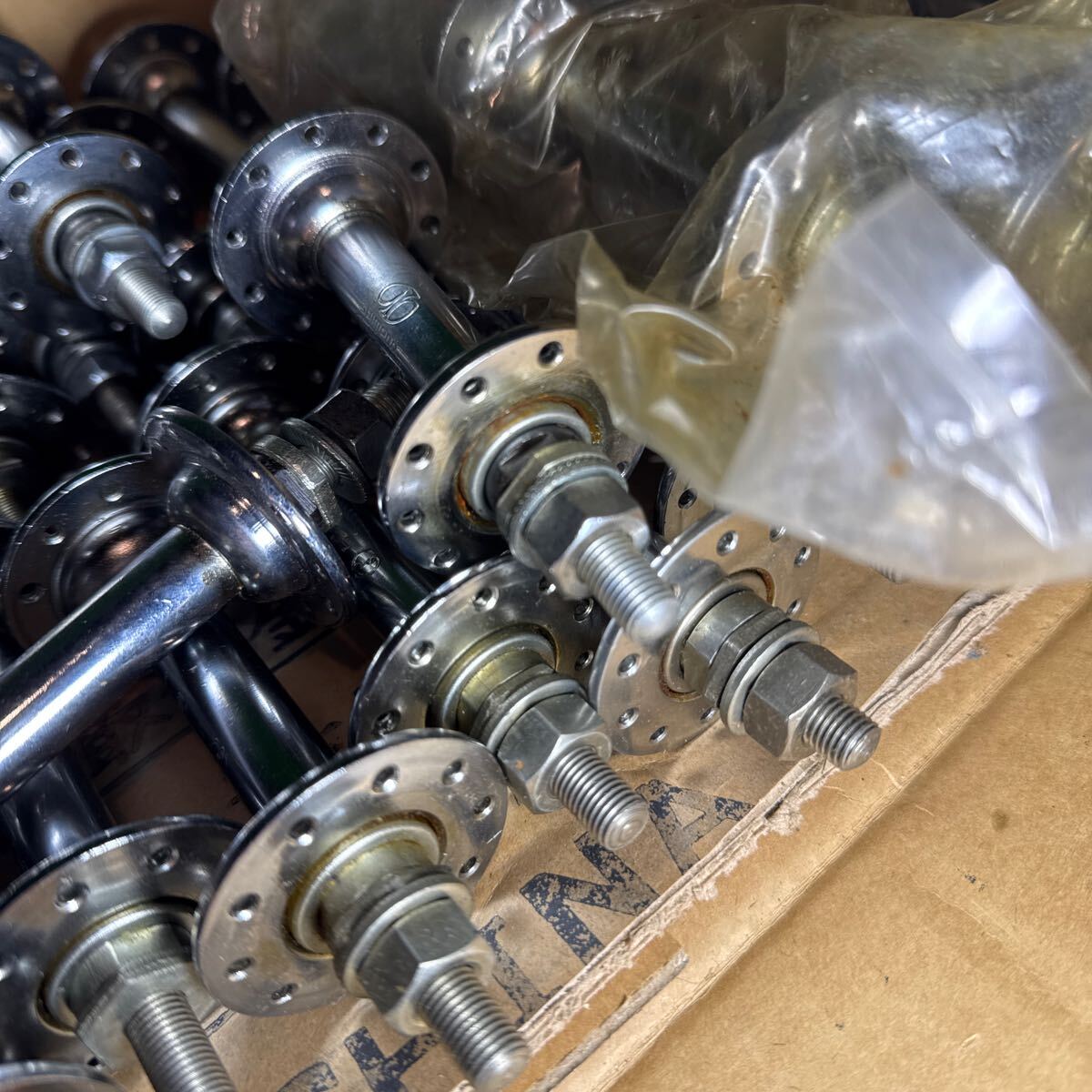 Yahoo!オークション - E05 デッドストック シマノ 20H フロントハブ い...