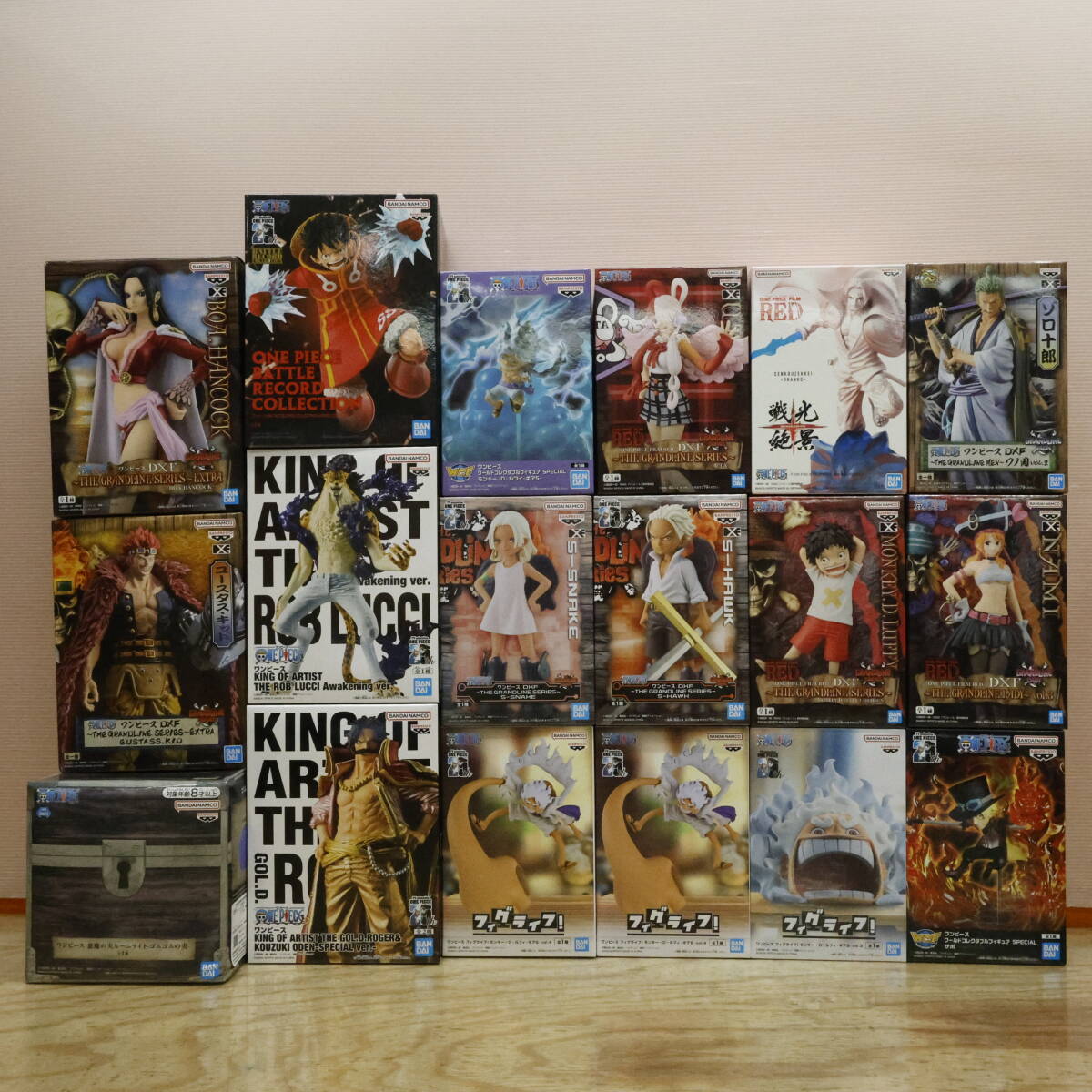 Yahoo!オークション - 玩X97 フィギュア【120】18点まとめ プライズ ワ...