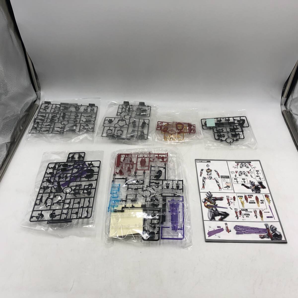 Yahoo!オークション - 玩M89 【未組立】プラモデル バンダイ 1/12 ULTR...