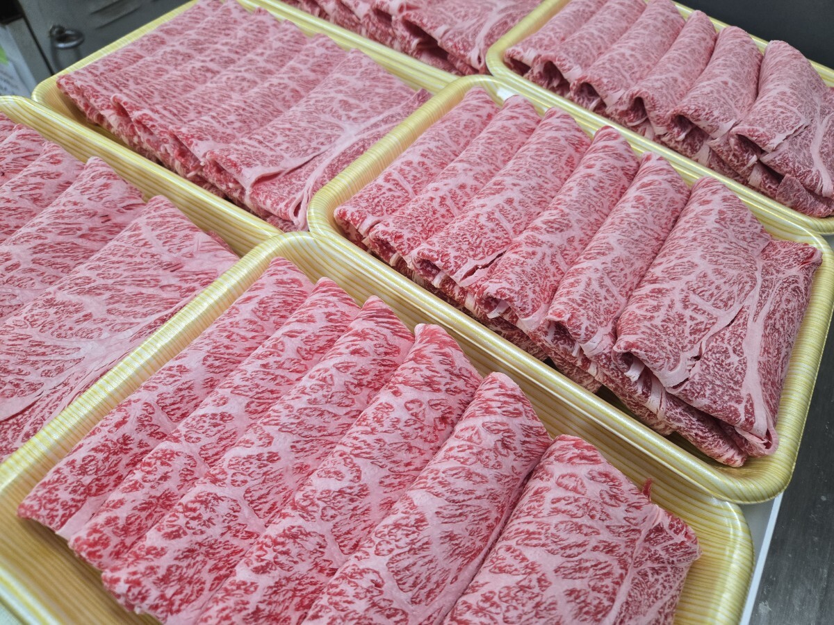 埼玉A5交雑牛 特選肩ロース(すき焼き) 3.37kg(51)