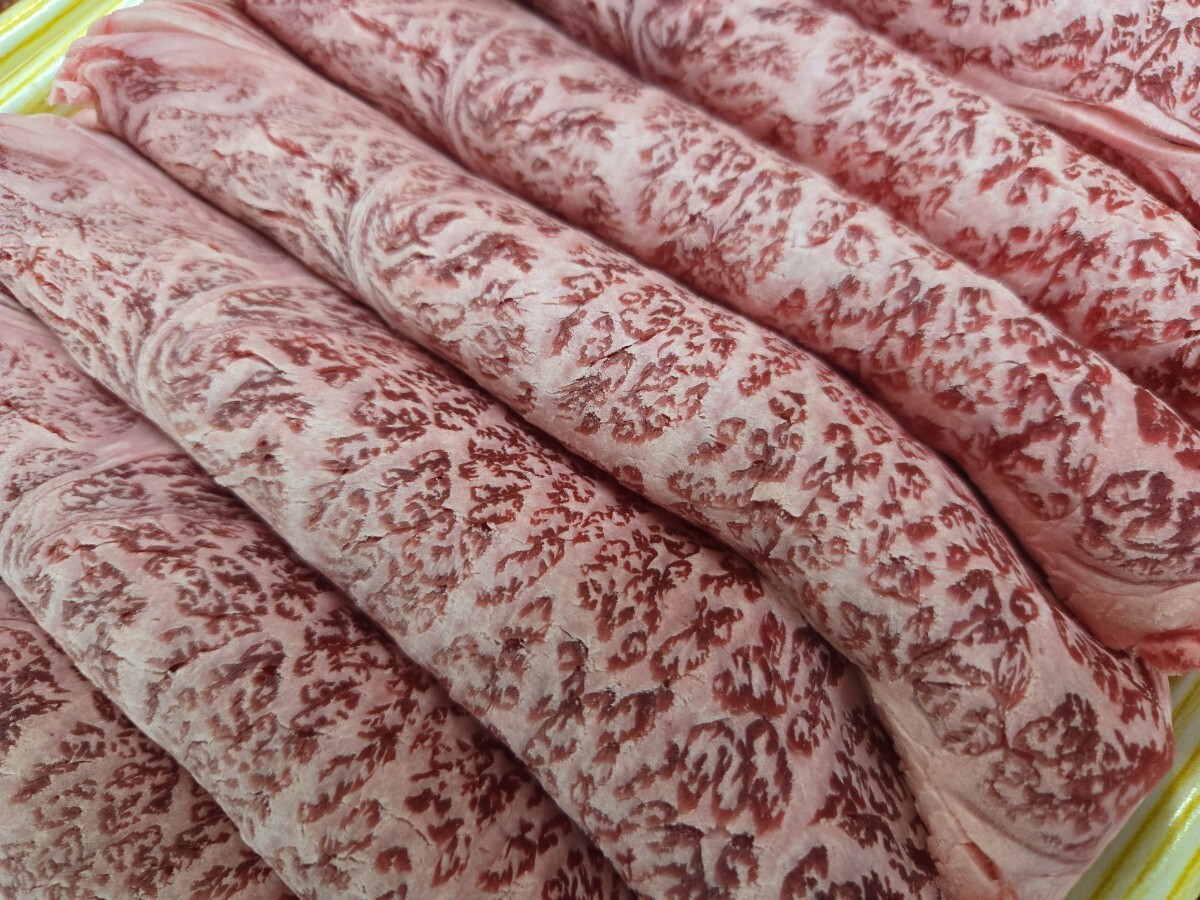 Yahoo!オークション - 埼玉A5交雑牛 特選肩ロース(すき焼き) 3.37kg(15...