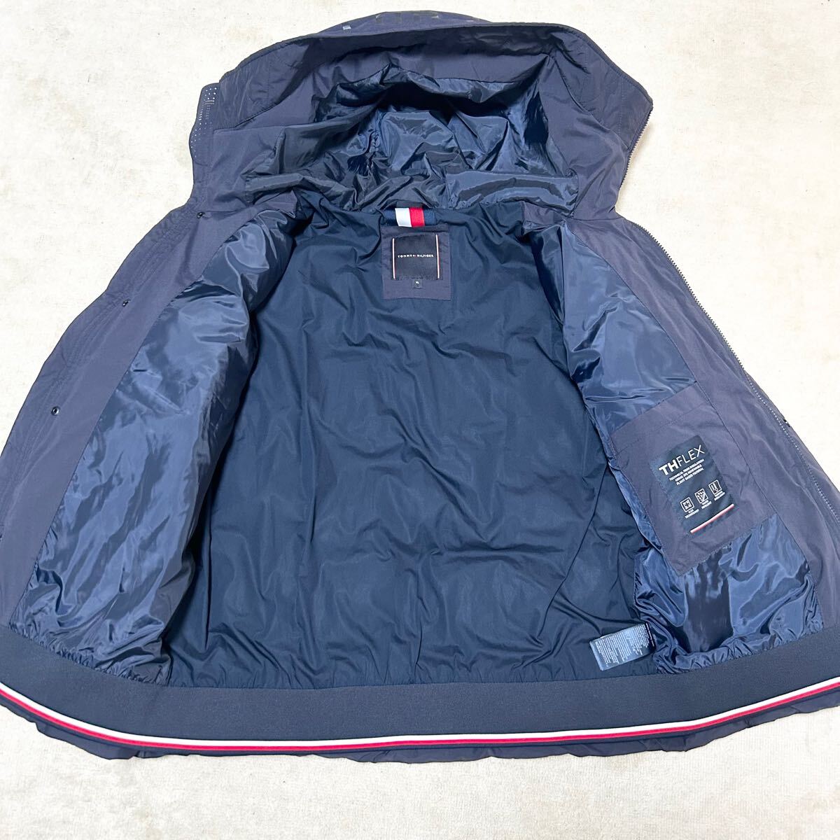 Yahoo!オークション - 【近年モデル】トミーヒルフィガー TOMMYHILFIGE...