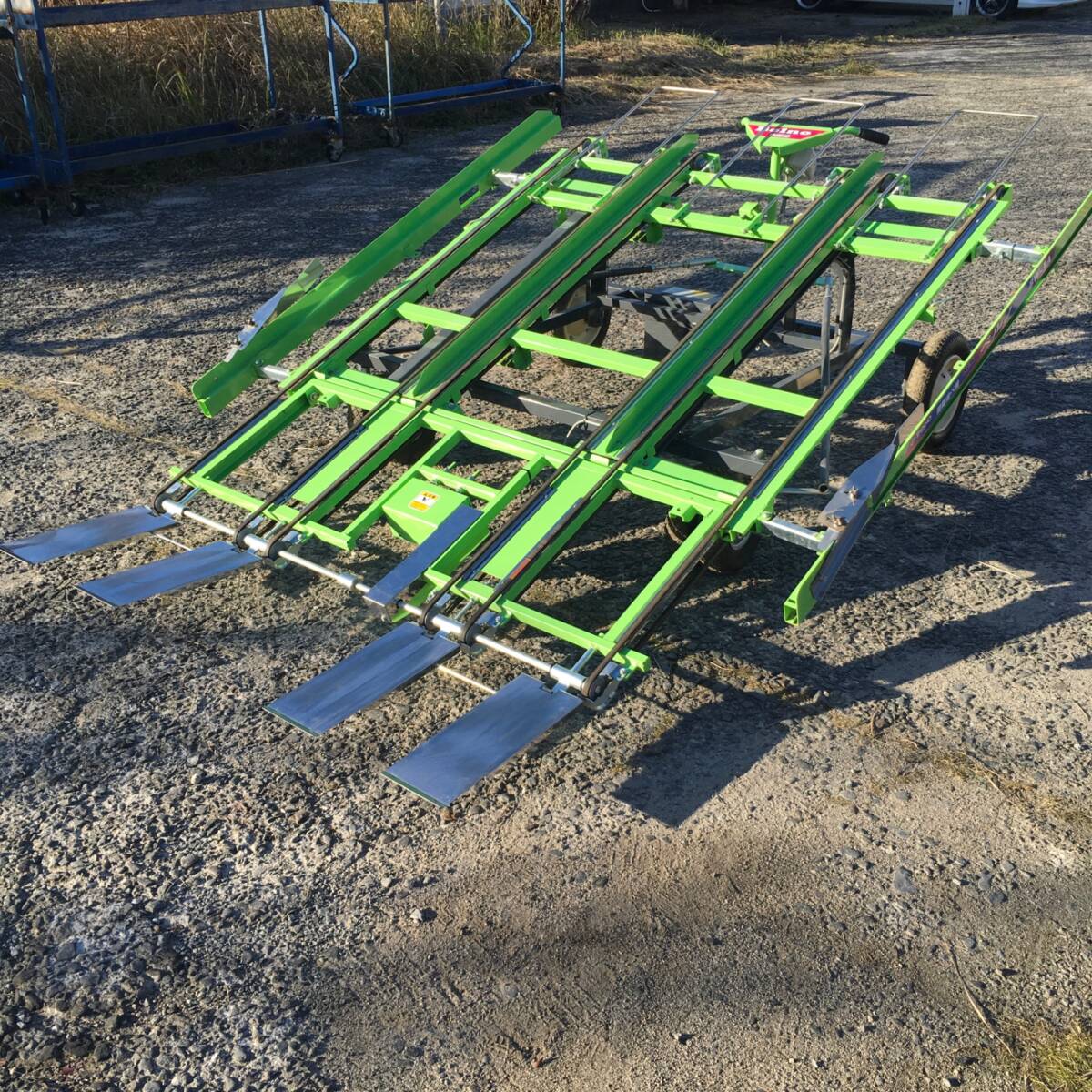 181 K 島根発 タイショー TAISHO 苗箱並べ機 ベルノ BW-3A DC12Vバッテリー 120-124-1200(その他)｜売買されたオークション情報、yahooの商品情報を ...