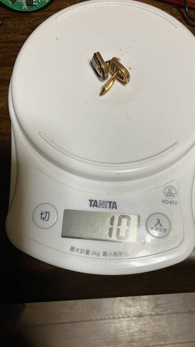 Yahoo!オークション - K18（750） カフスボタン 10g
