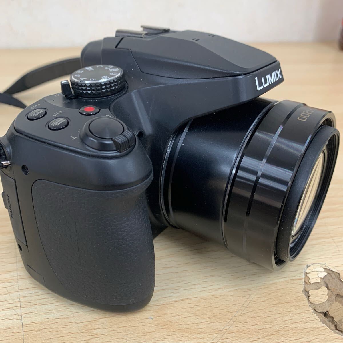 Yahoo!オークション - 美品 Panasonic デジタルカメラ LUMIX DC-FZ85 ...