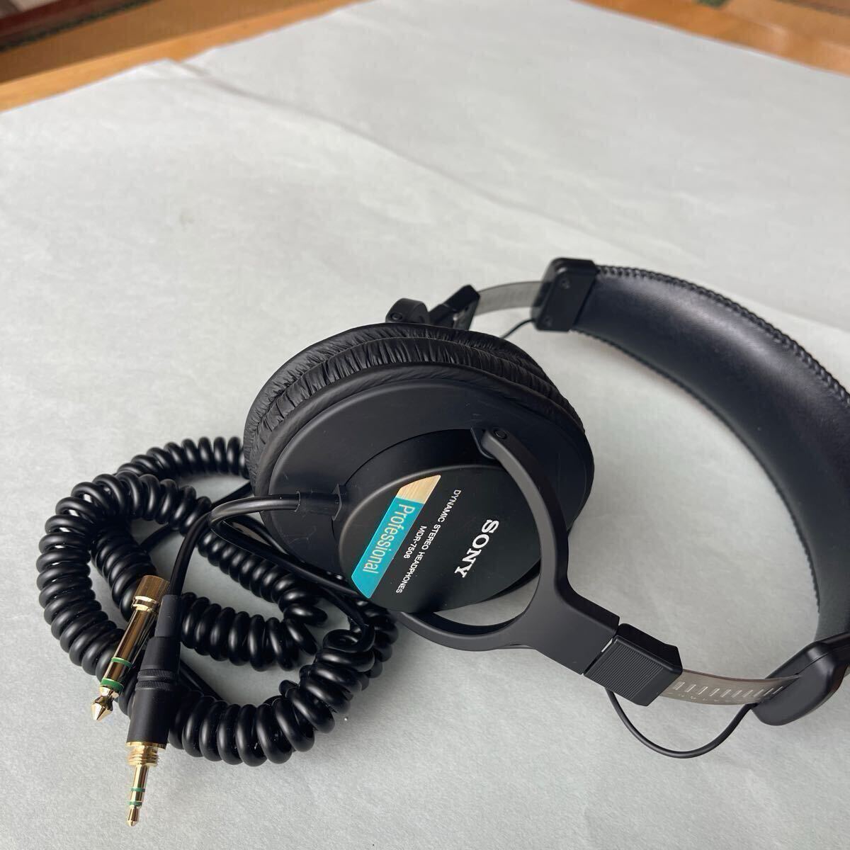 Yahoo!オークション - SONY MDR-7506 スタジオモニターヘッドホン