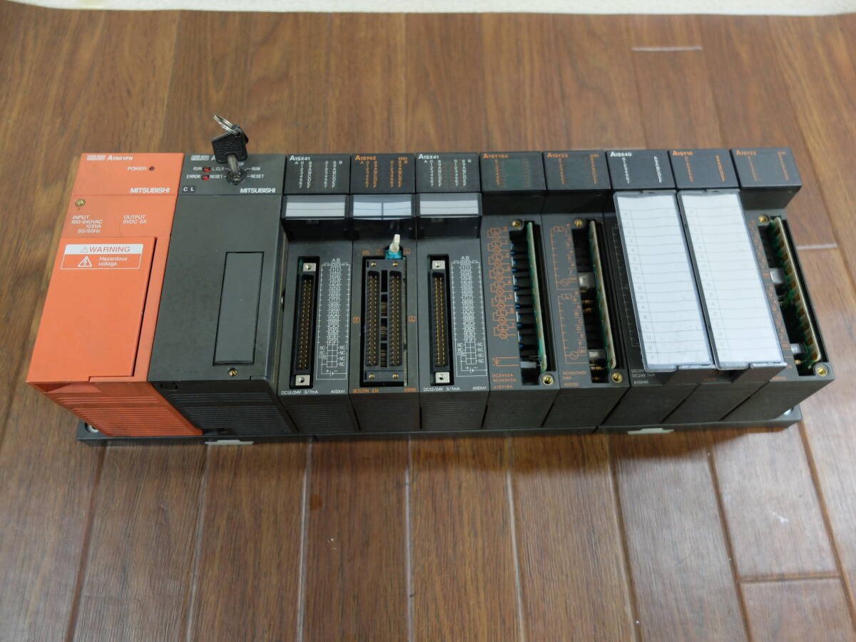 三菱 MITSUBISHI シーケンサA1S61PN A1SHCPU A1SX41 A1SY18A A1SY22 A1SX40 A SY10 A1SY22(電材、配電用品)｜売買された ...