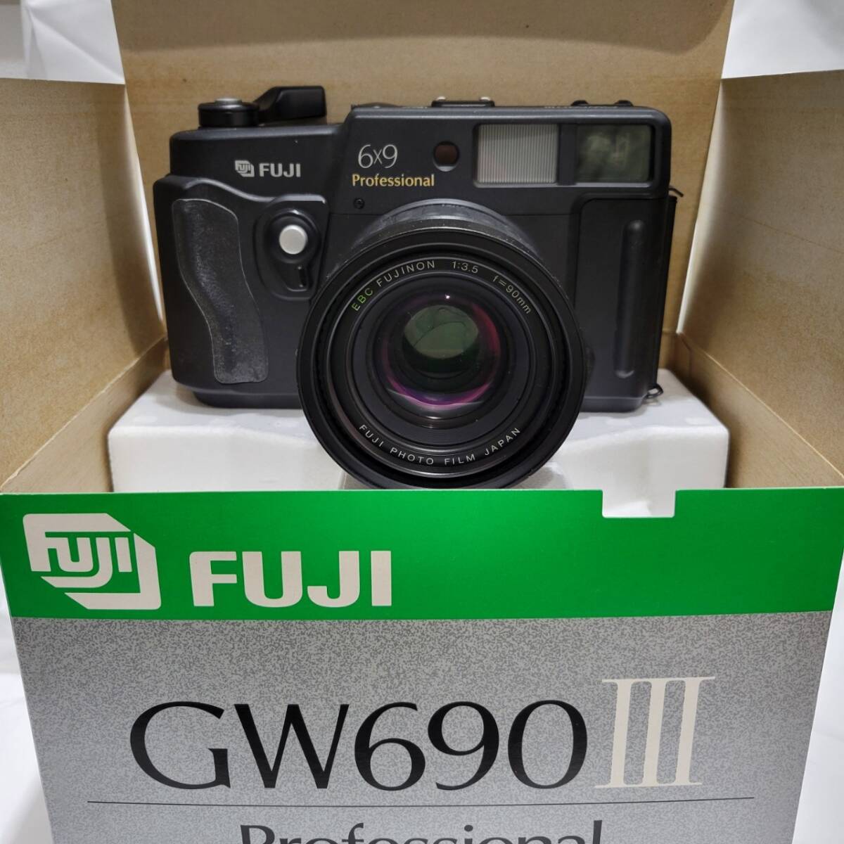 FUJI フジ GW690Ⅲ 中判カメラ EBC FUJINON 3.5 90mm(富士フイルム、富士写真フイルム)｜売買されたオークション情報、yahooの商品情報をアーカイブ公開 ...