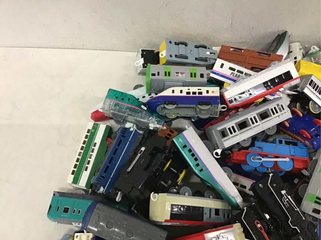 Yahoo!オークション - 1円〜 同梱不可 ジャンク プラレール等 C12 はや...