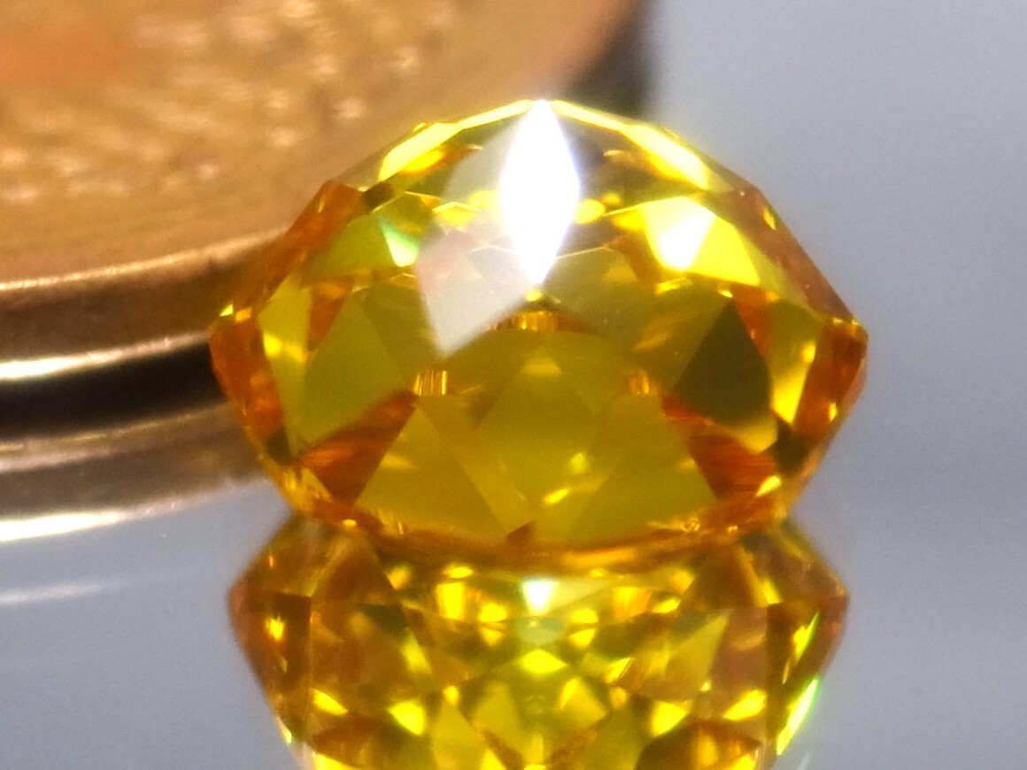 Yahoo!オークション - 4.49ct 8㎜ 新品・最先端技術のレーザー光線に...