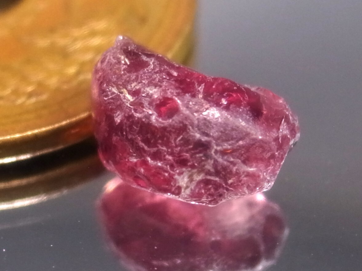 Yahoo!オークション - 2.66ct b 新品・非加熱未処理・天然マラヤガーネ...