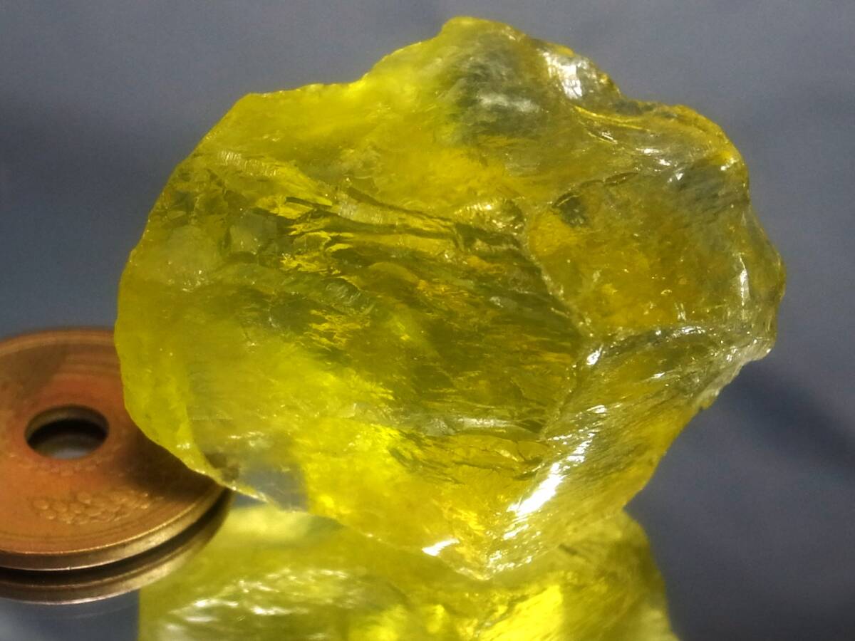 Yahoo!オークション - 121.80ct 新品・透明感良好・天然レモンクォーツ...