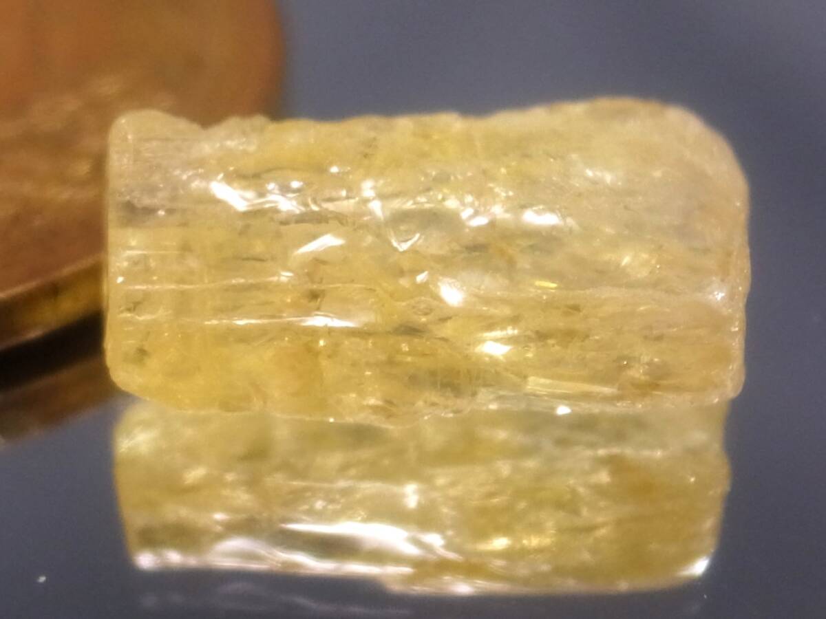 Yahoo!オークション - 4.61ct 新品・天然インペリアトパーズ原石 非加...