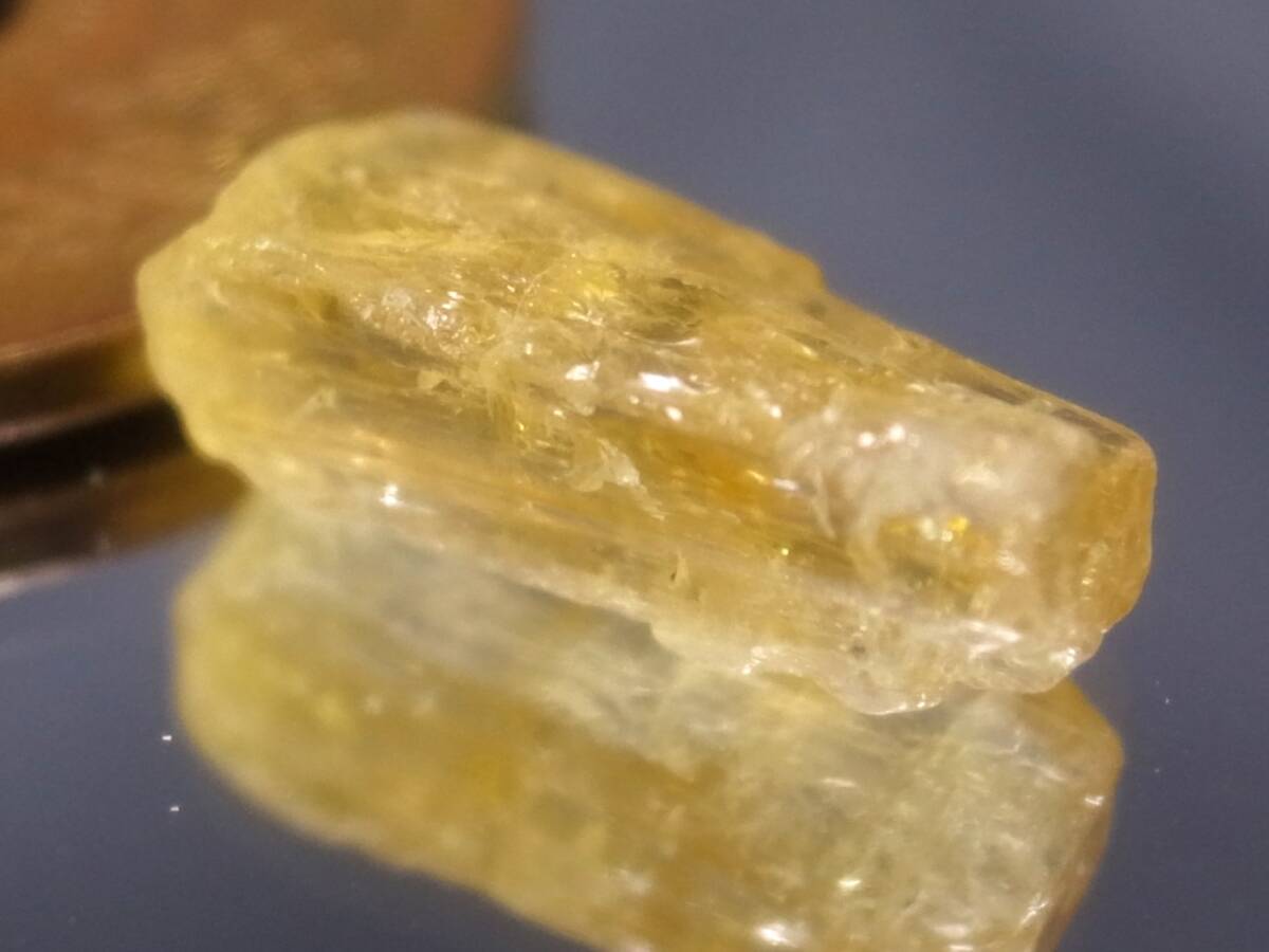 Yahoo!オークション - 4.61ct 新品・天然インペリアトパーズ原石 非加...