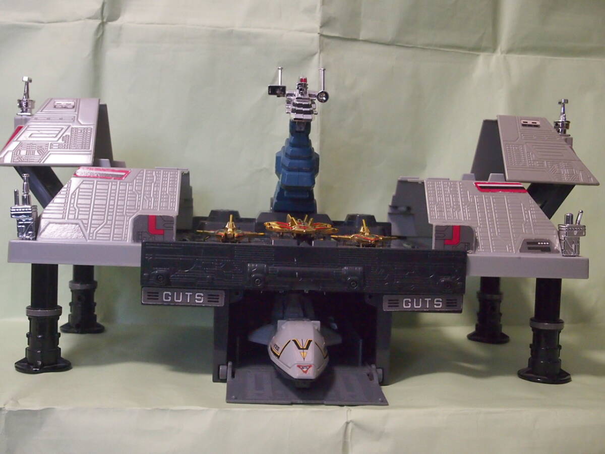 Yahoo!オークション - BANDAI DX TPC極東本部基地 ダイブハンガー