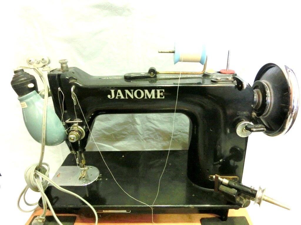 Yahoo!オークション - 1000円スタート ミシン JANOME No ME110247 ジャ...
