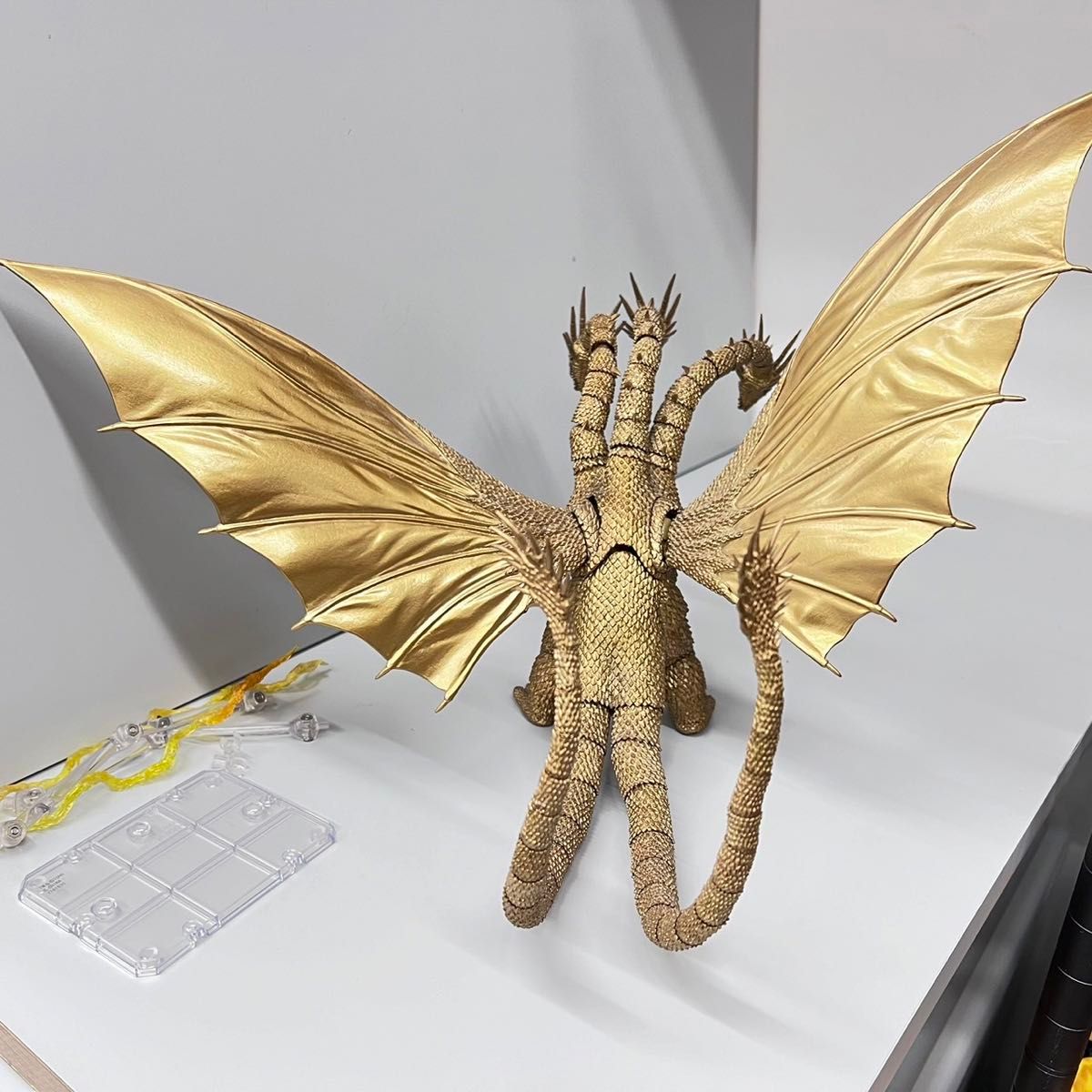 S H MonsterArtsキングギドラ SPECIAL Color ver (1991ゴジラvs S H MonsterArtsキングギドラ SPECIAL Color ver (1991ゴジラvs