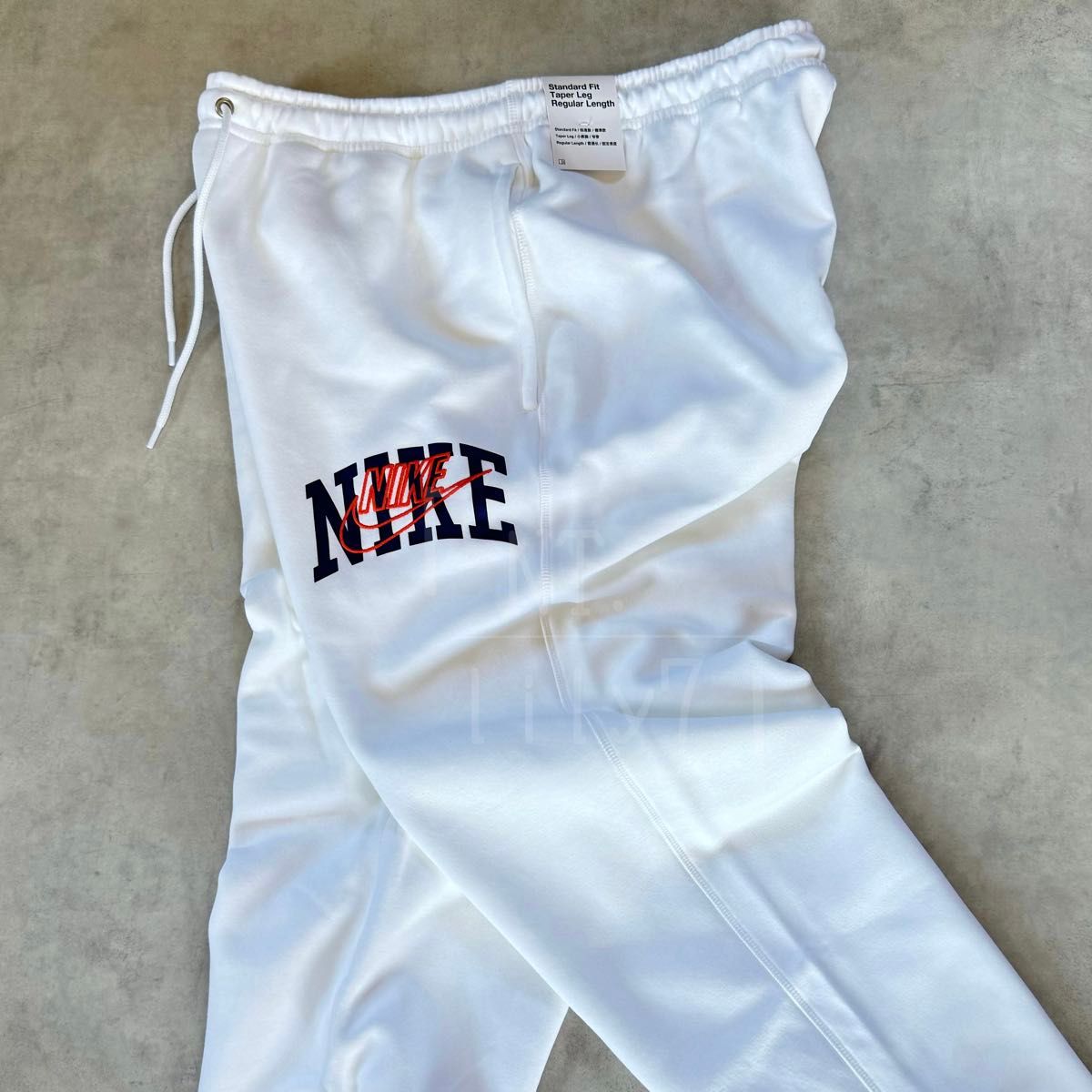 ホワイト パーカー NIKE ジョガーパンツ フリース スウェット ホワイト パーカー NIKE ジョガーパンツ フリース スウェット