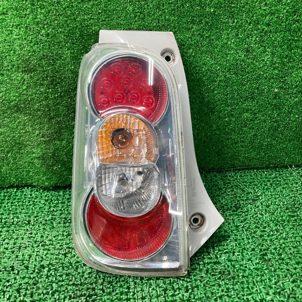 Yahoo!オークション - ミラココア L675S G 左 テールランプ テールラ...