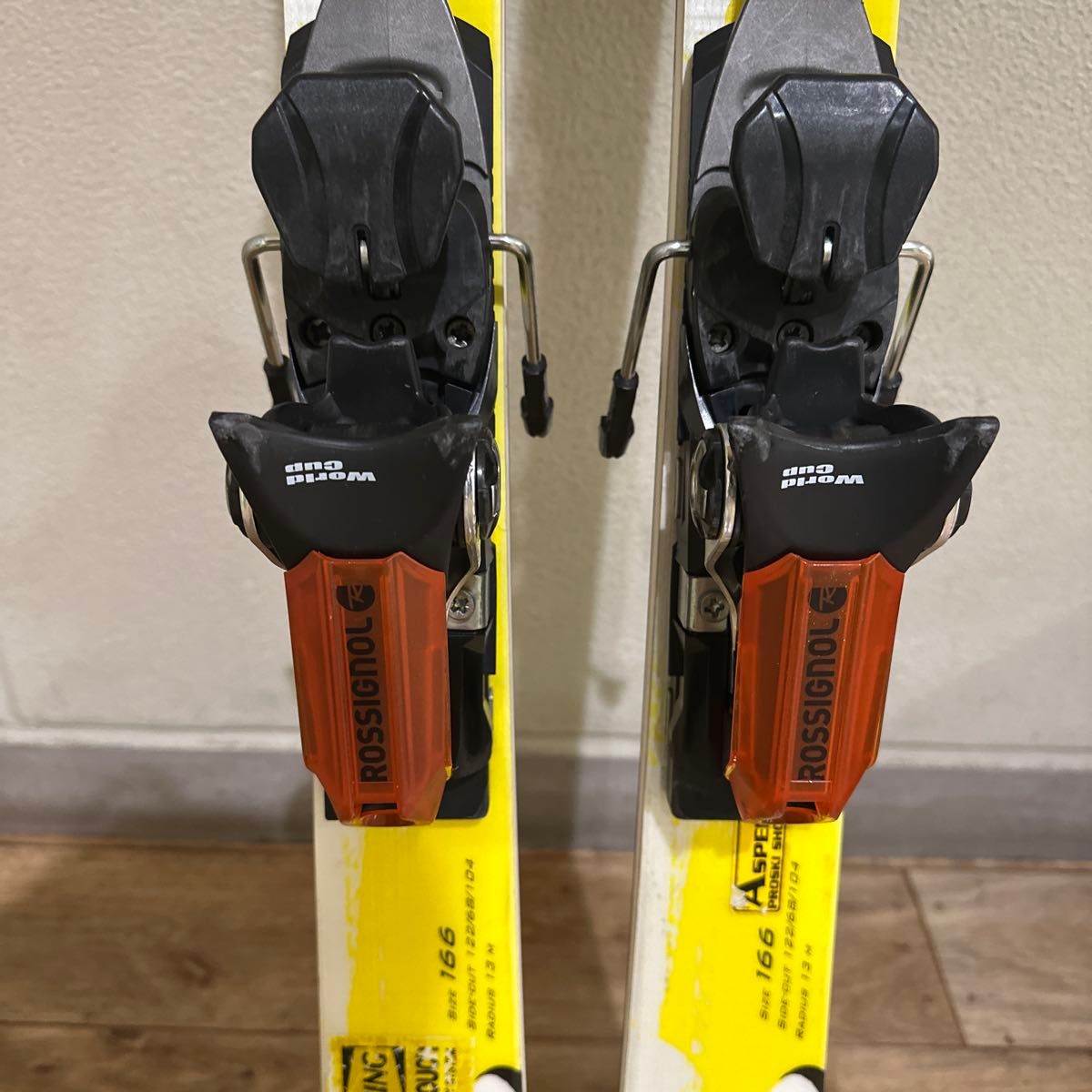 美品 Rossignol Demo Alpha R20 166 raci スキー板 ビンディング 美品 Rossignol Demo Alpha R20 166 raci スキー板 ビンディング
