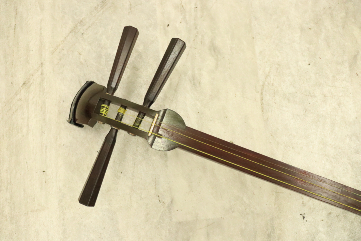 Yahoo!オークション - 三味線 東さわり 綾杉胴 ハードケース 和楽器 器...