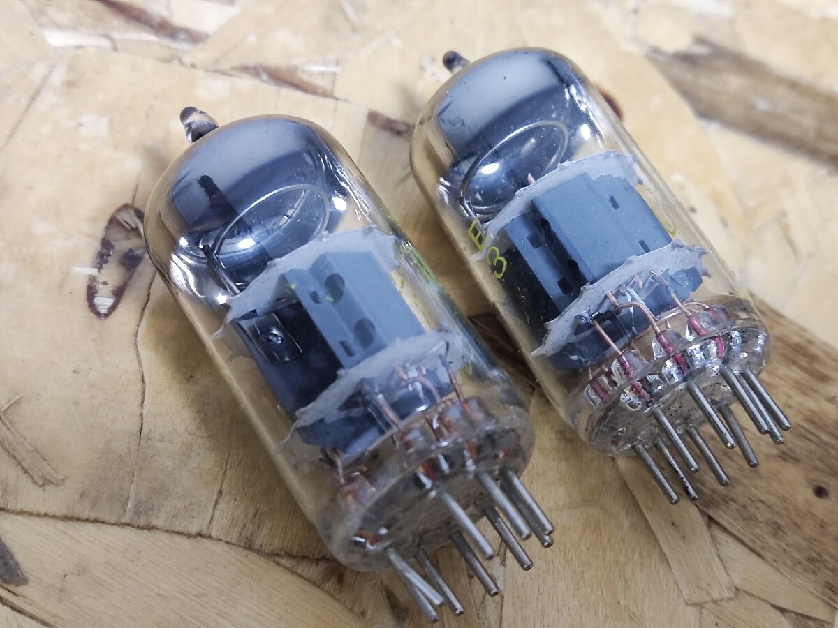 Yahoo!オークション - TUNGSRAM ECC85/6AQ8 2本