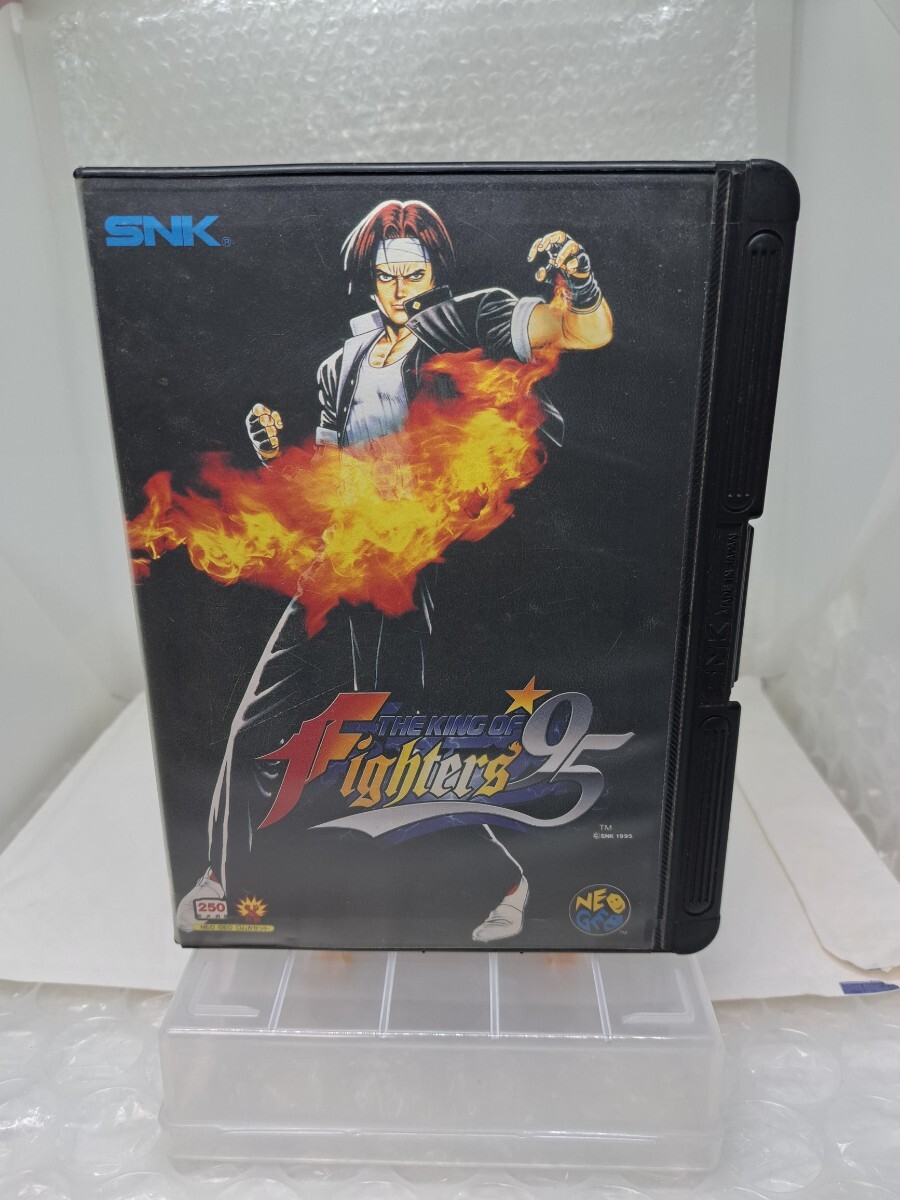 Yahoo!オークション - 【箱説付き NEOGEO ザ・キング・オブ・ファイタ...