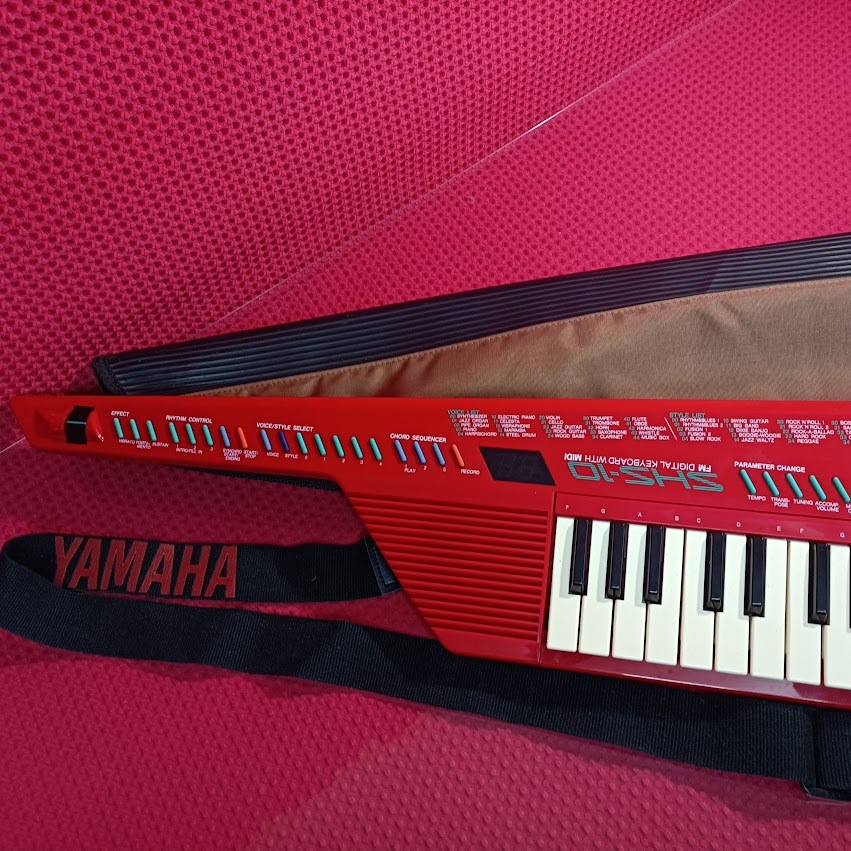 Yahoo!オークション - YAMAHA ヤマハ SHS-10R ショルダーキーボード デ...