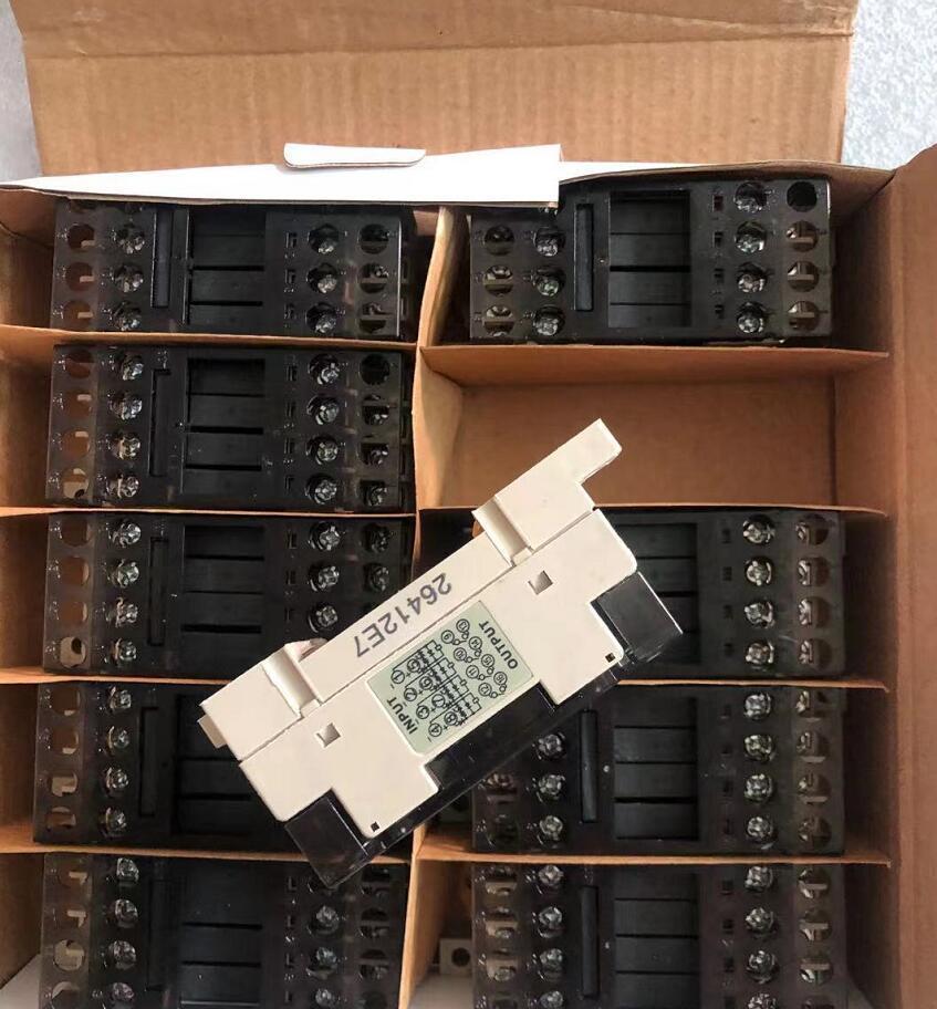 Yahoo オークション 10個入りセット 新品 オムロン Omron製ターミナ