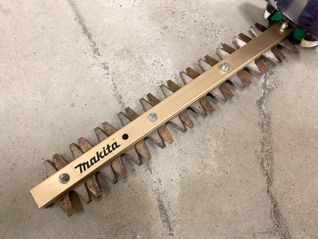 Yahoo!オークション - 中古 makita マキタ 生垣バリカン MUH3051 ヘッ...