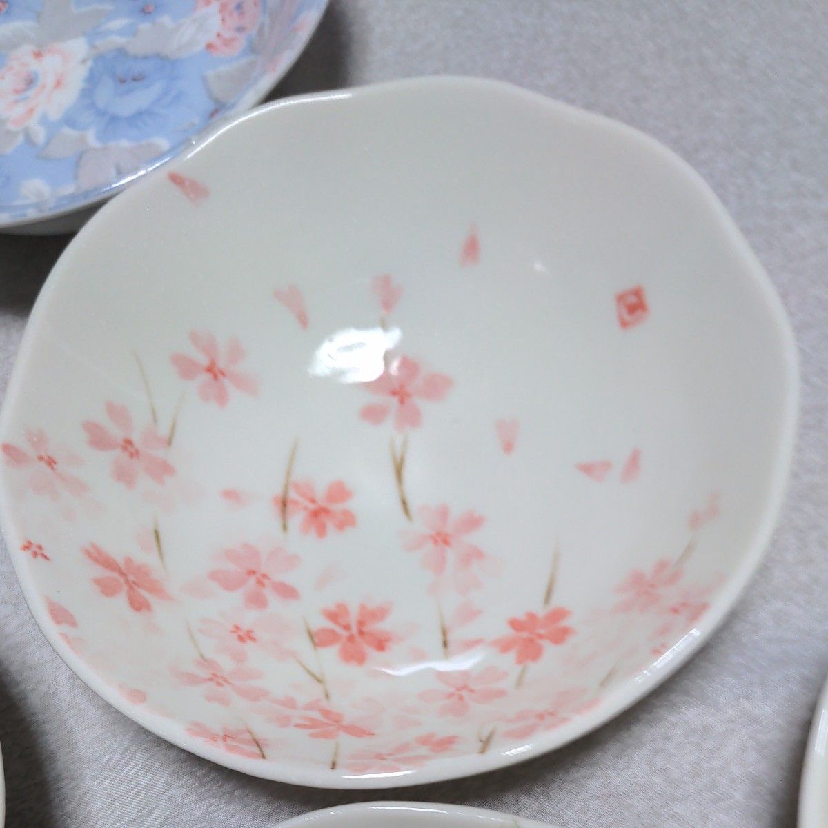たち吉 美濃焼 鉢皿 小鉢皿 花柄大小10点セット 未使用品 和食器 たち吉 美濃焼 鉢皿 小鉢皿 花柄大小10点セット 未使用品 和食器