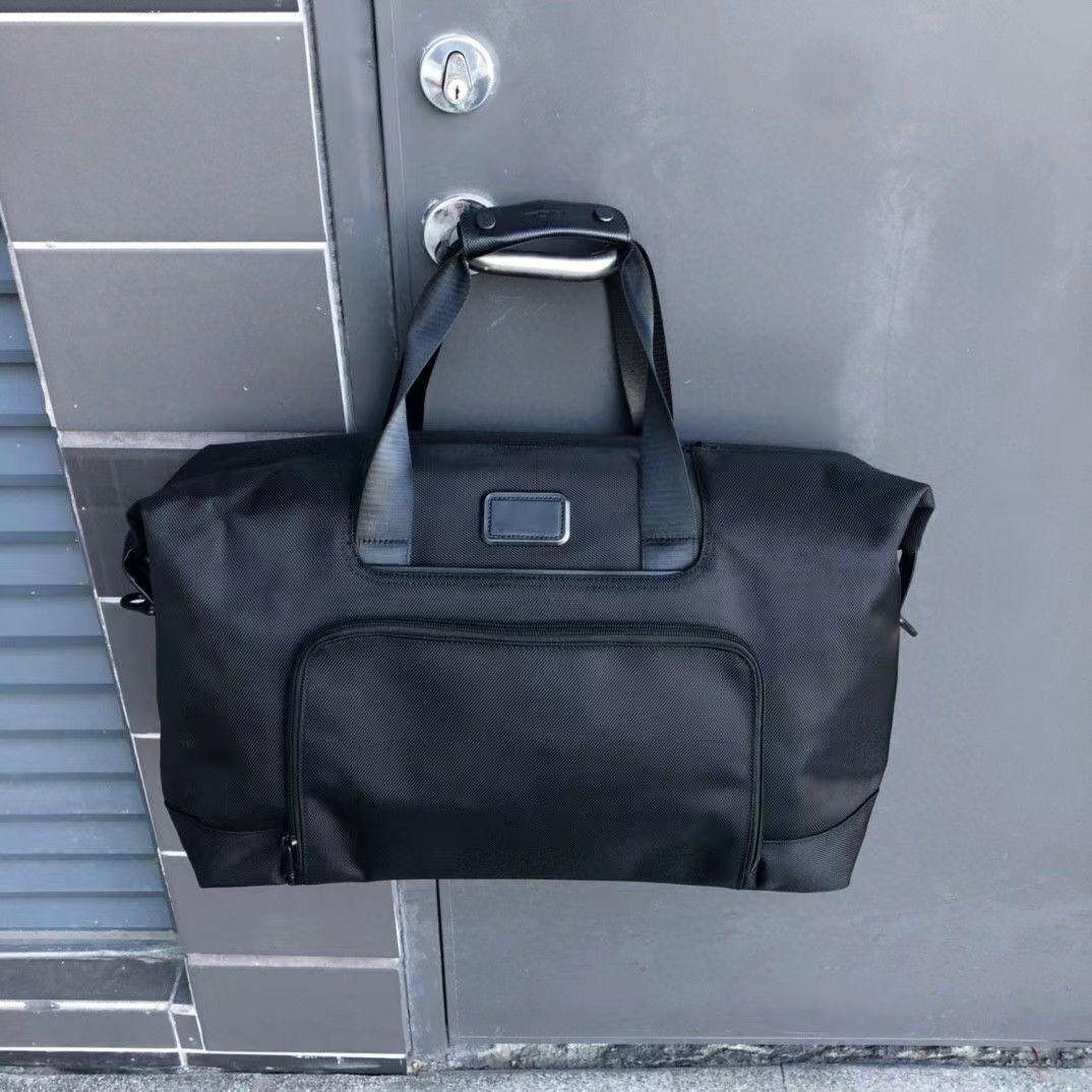 Yahoo!オークション - TUMI TUMI ボストンバッグ ビジネス 出張 旅行 ...