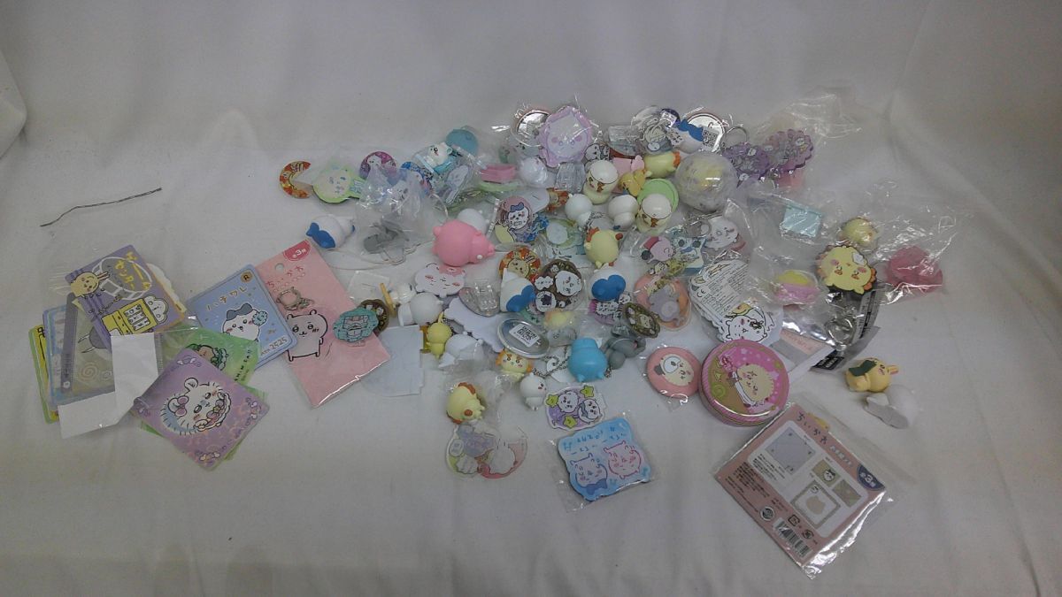 Yahoo!オークション - 33 送60サ 1215$F08 ちいかわ グッズ まとめセッ...