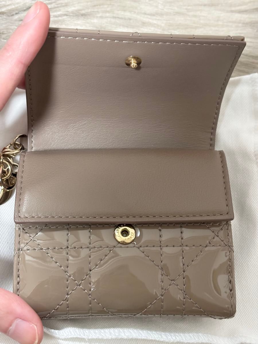 ディオール ロータス ウォレット ミニ 財布 dior ベージュ ディオール ロータス ウォレット ミニ 財布 dior ベージュ