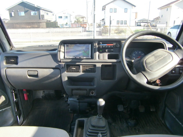 Yahoo!オークション - サンバーバン（5MT）VB (パートタイム4WD) 初年...